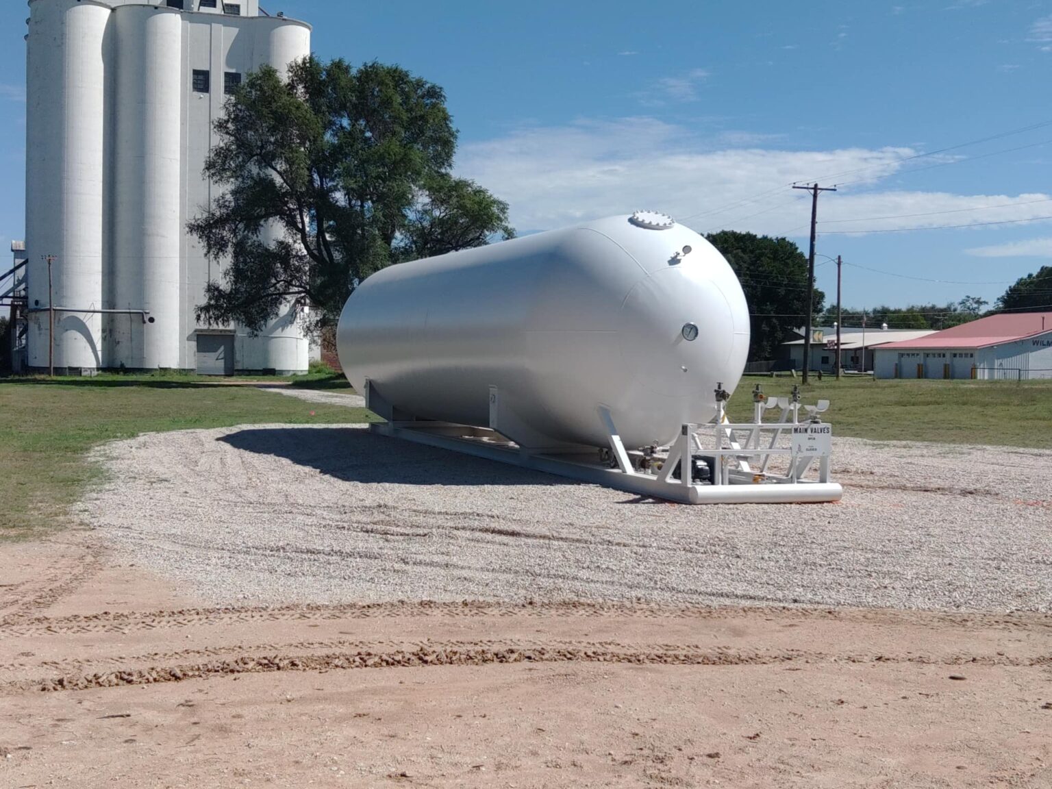 Buy 30000 Gallon Propane Tanks Online ASME Storage Skids Tanks - 30k ...
