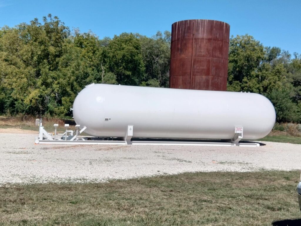 Buy 30000 Gallon Propane Tanks Online ASME Storage Skids Tanks - 30k ...