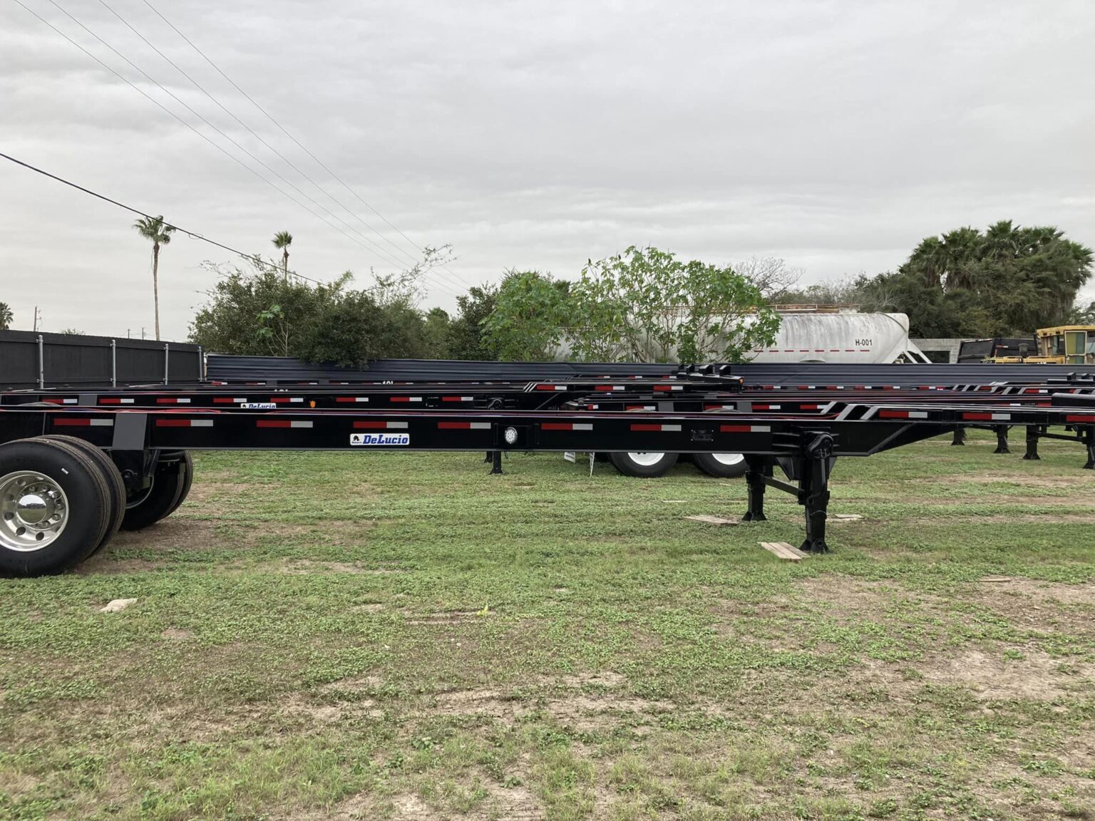 Buy 40ft Gooseneck Chassis Online - Container Chassis For Sale
